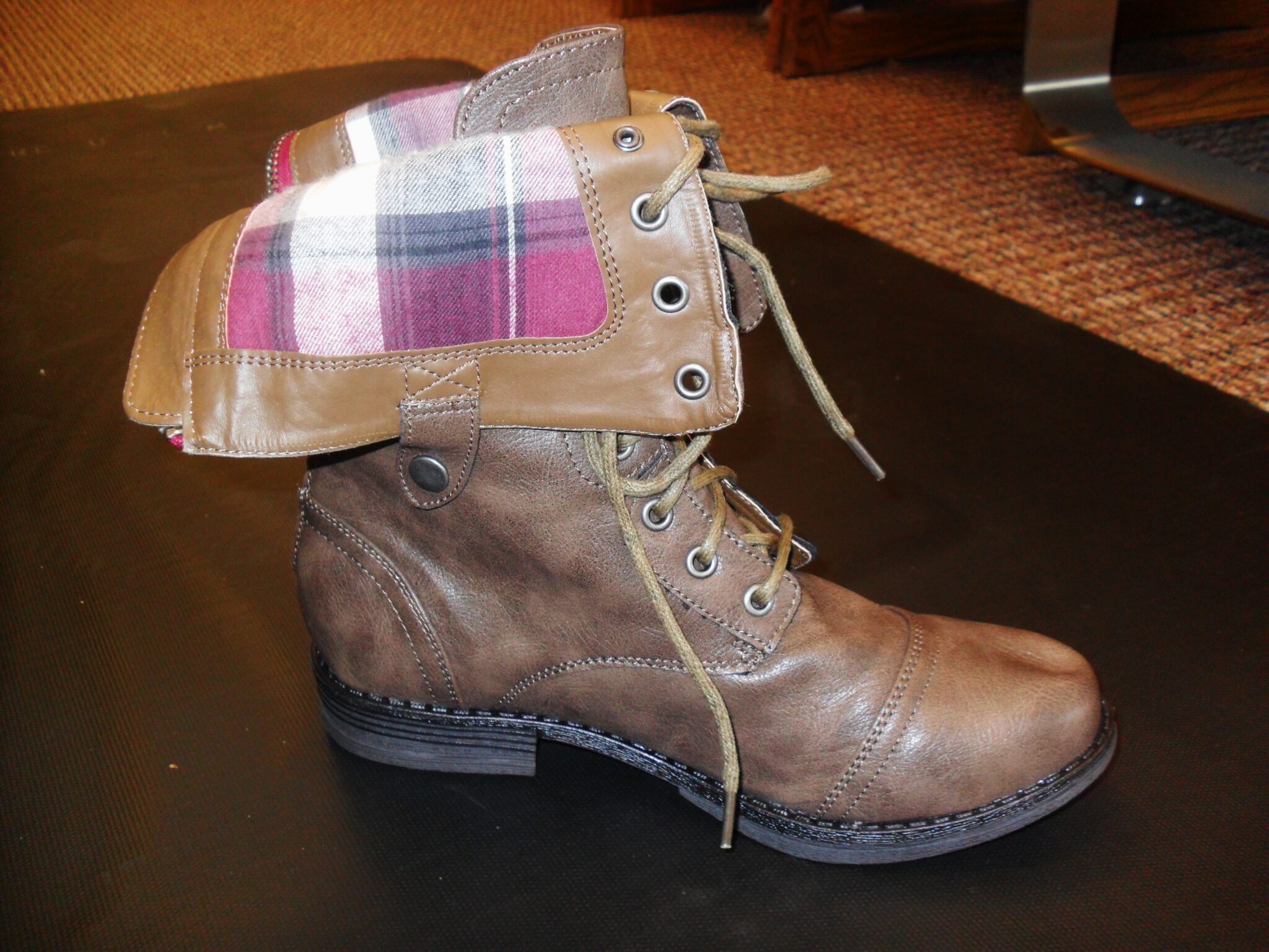 ‘Boot Scootin’ Boogie’ your way into a cute country outfit | VALLEY ...