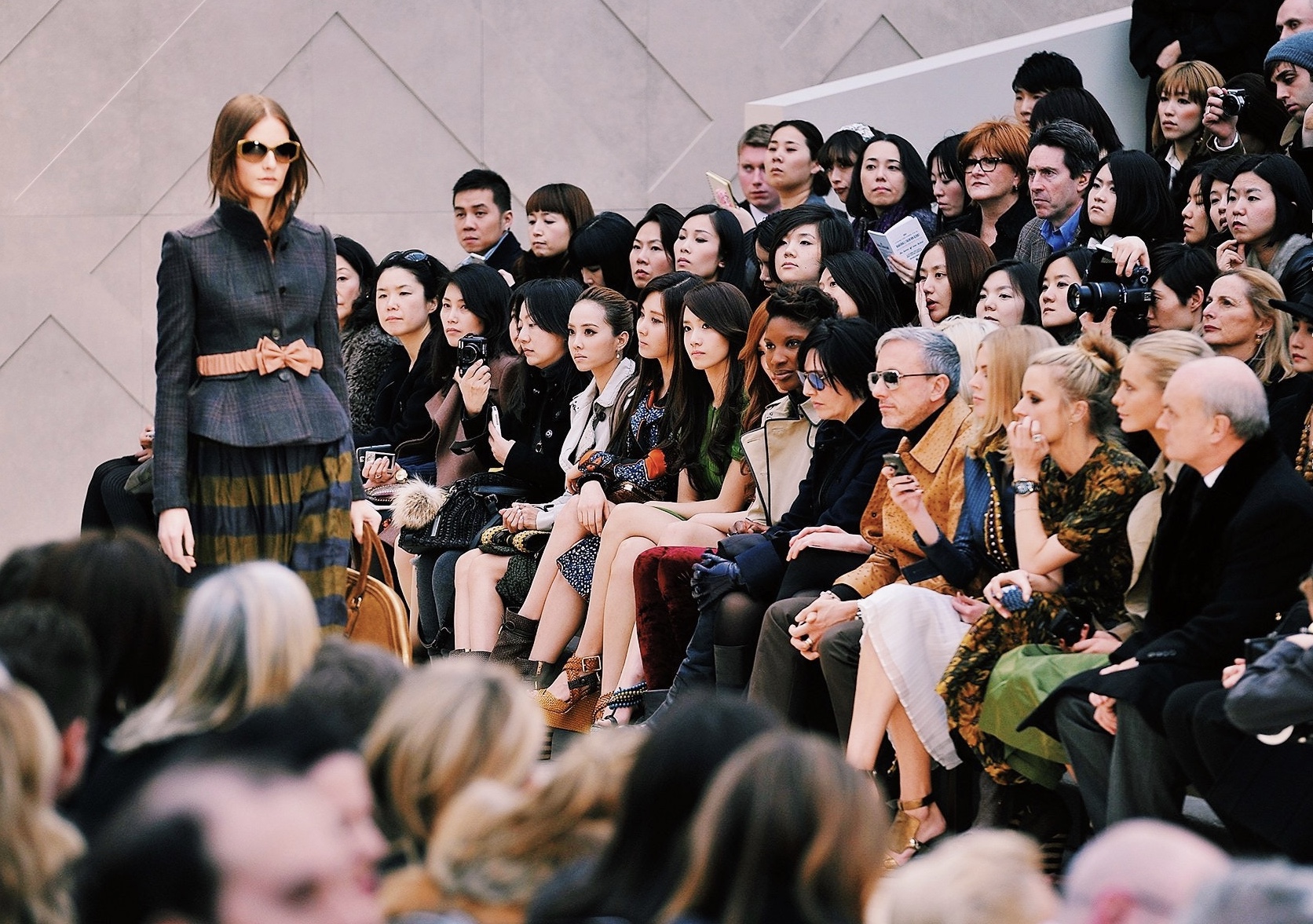 Meet Fashion’s Newest Influencer: Social Media | VALLEY Magazine